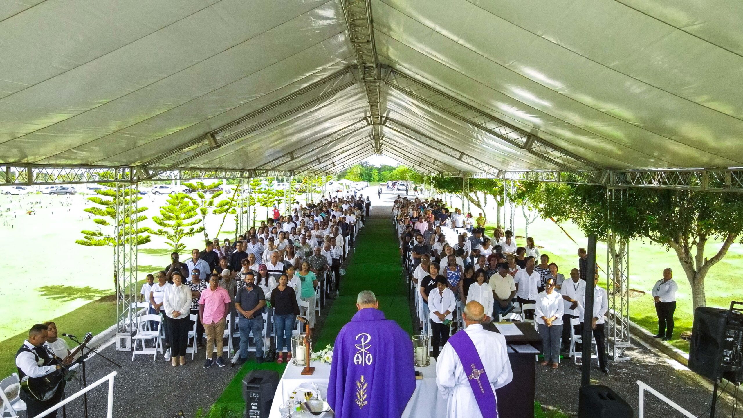 Parque del Prado realiza eucaristía en homenaje a los fieles difuntos ...